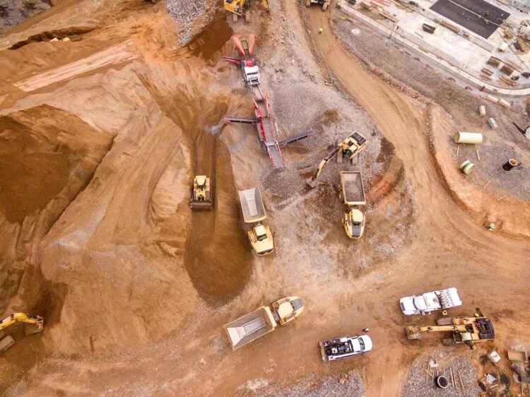 How To Build A Portfolio Of Gold Mining Companies.